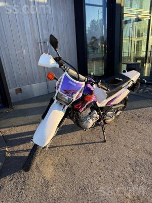 Yamaha XT 600 1995 in Riga, with an engine capacity of 0.60 L and mileage of 0 thousand km for 2350 €, photo 6 on AUTOMOTO.COM.LV