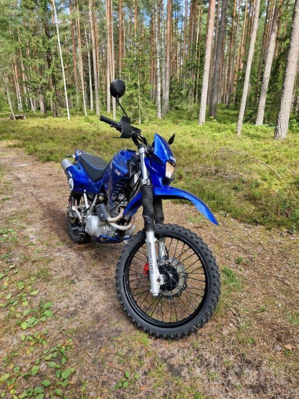 Yamaha XT 600 1996 in Riga, with an engine capacity of 0.60 L and mileage of 0 thousand km for 1500 €, photo 7 on AUTOMOTO.COM.LV