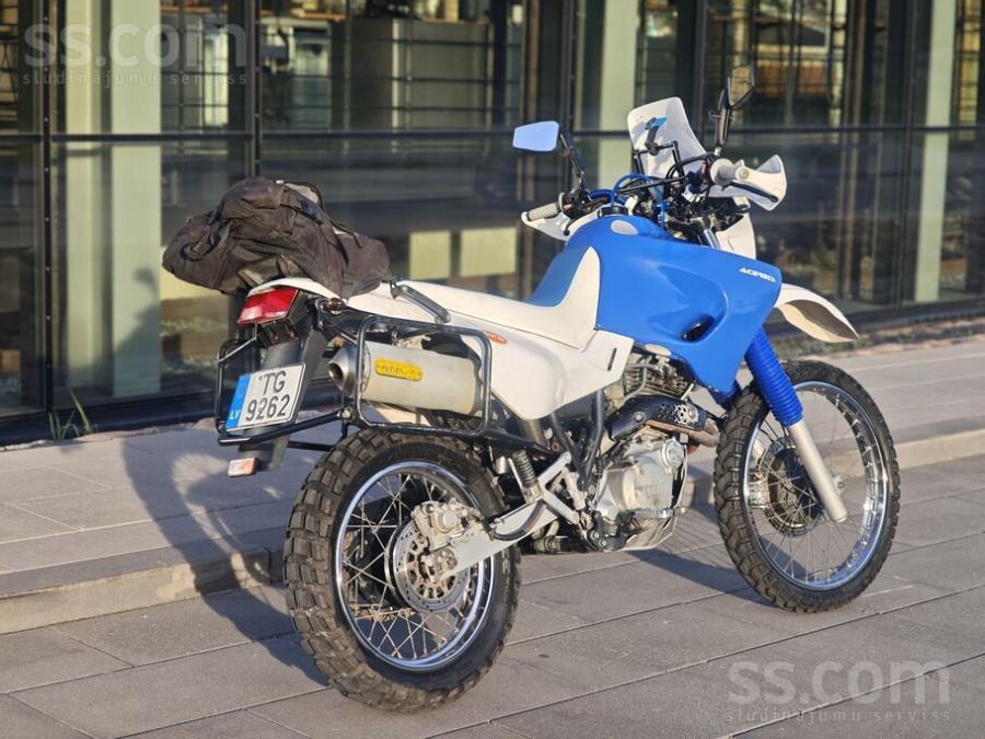 Yamaha XT 600E 1998 in Riga, with an engine capacity of 0.60 L and mileage of 0 thousand km for 2500 €, photo 3 on AUTOMOTO.COM.LV