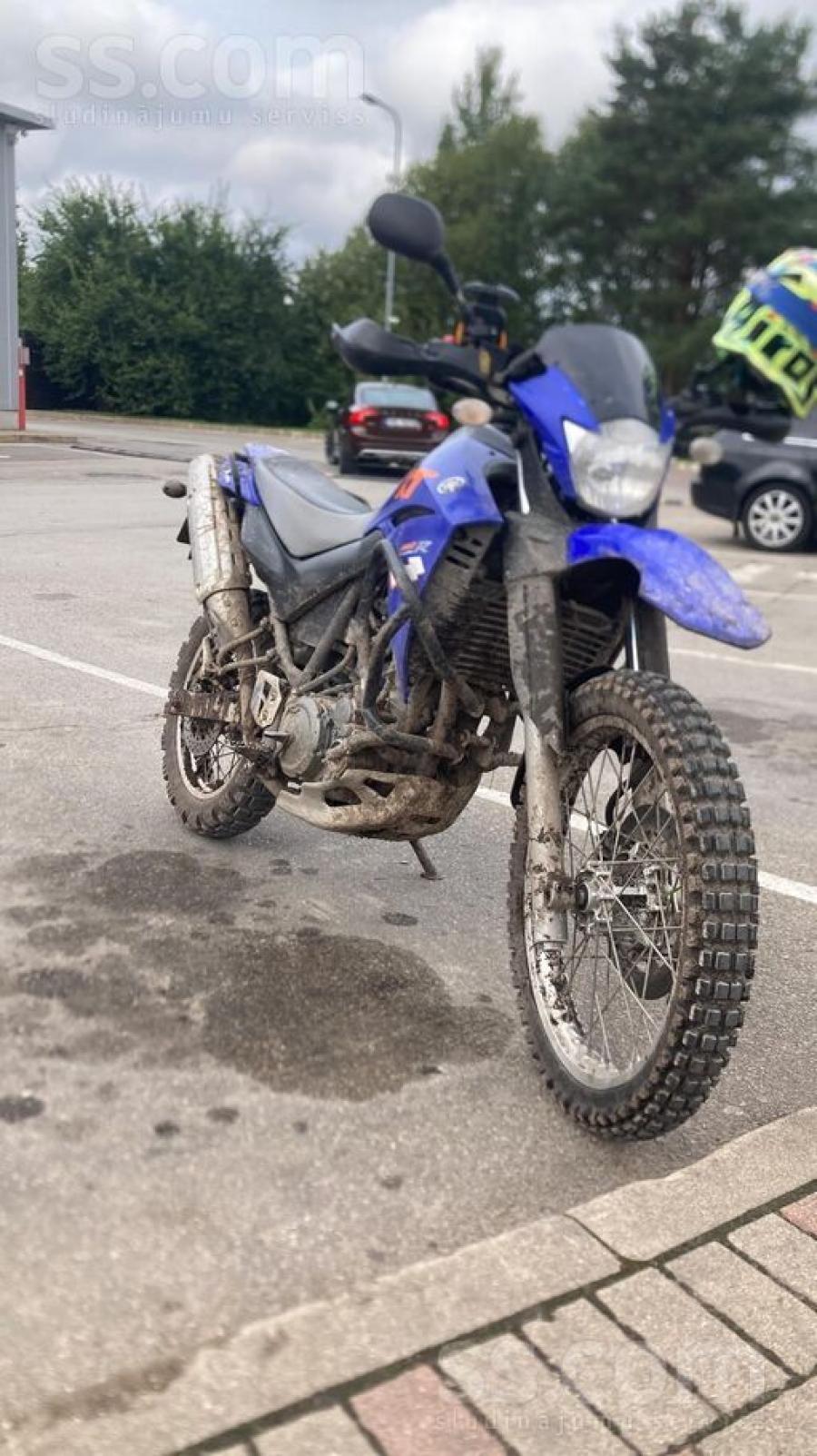 Yamaha XT 660R 2006 Rīga, ar dzinēja tilpumu 0.66 L un nobraukumu 0 tūkst. km par 2500 €, foto 5 vietnē AUTOMOTO.COM.LV
