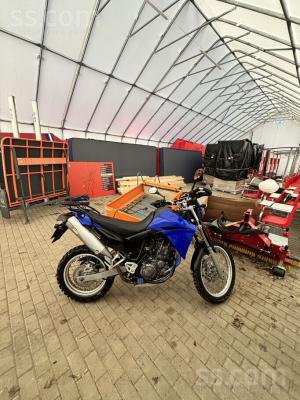 Yamaha XT 660R 2007 Liepāja, ar dzinēja tilpumu 0.66 L un nobraukumu 0 tūkst. km par 3955 €, foto  vietnē AUTOMOTO.COM.LV