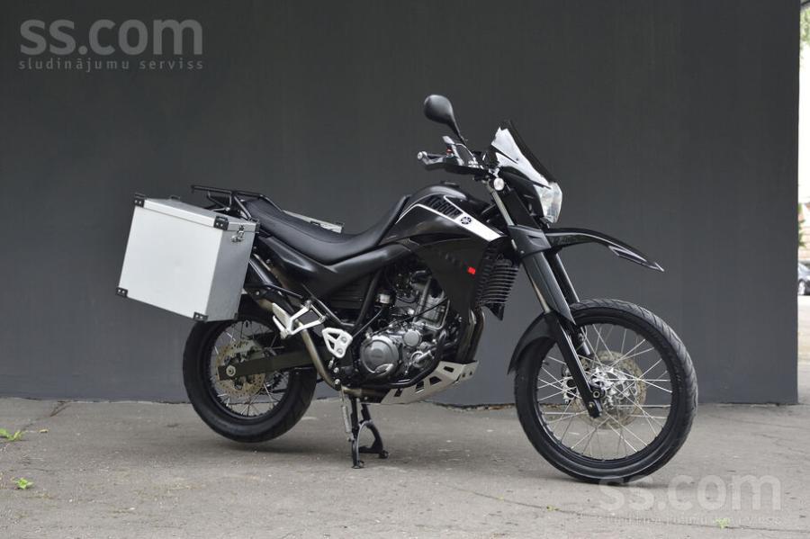 Yamaha XT 660R 2011 in Riga, with an engine capacity of 0.66 L and mileage of 0 thousand km for 4950 €, photo 1 on AUTOMOTO.COM.LV