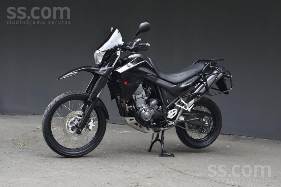 Yamaha XT 660R 2011 in Riga, with an engine capacity of 0.66 L and mileage of 0 thousand km for 4950 €, photo 3 on AUTOMOTO.COM.LV