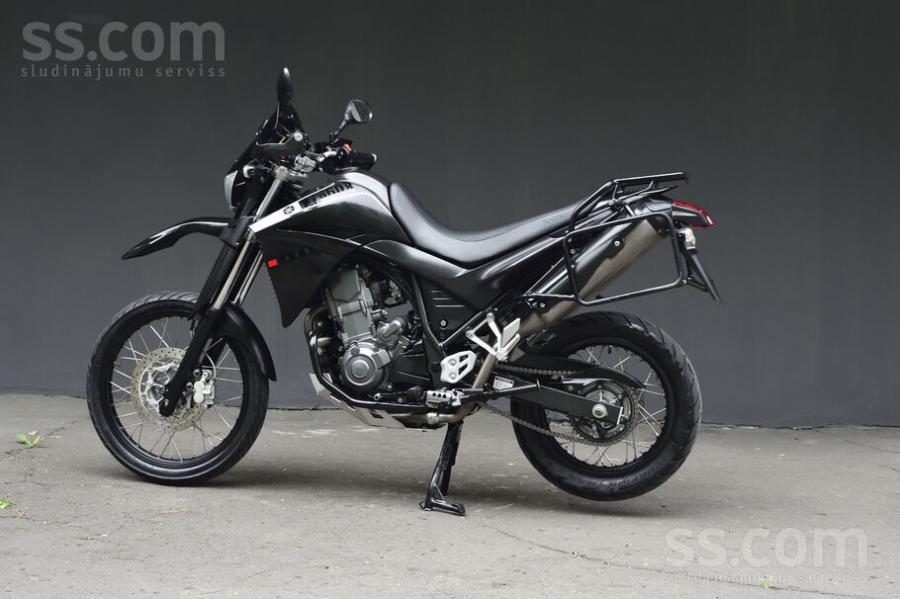 Yamaha XT 660R 2011 in Riga, with an engine capacity of 0.66 L and mileage of 0 thousand km for 4950 €, photo 5 on AUTOMOTO.COM.LV