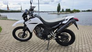 Ямаха XT 660R 2014 в Рига, объемом двигателя 0.66 л и пробегом 0 тыс. км за 4700 €, фото  на AUTOMOTO.COM.LV