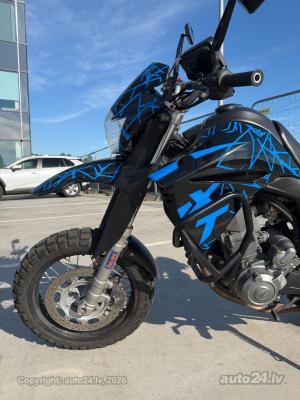 Черный Ямаха Xt 660X 2004 в Таллин, объемом двигателя 0.66 л и пробегом 40 тыс. км за 3600 €, фото 8 на AUTOMOTO.COM.LV