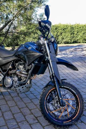 Black Yamaha Xt 660X 2008 in Tallinn, with an engine capacity of 0.66 L and mileage of 52 thousand km for 3990 €, photo 6 on AUTOMOTO.COM.LV