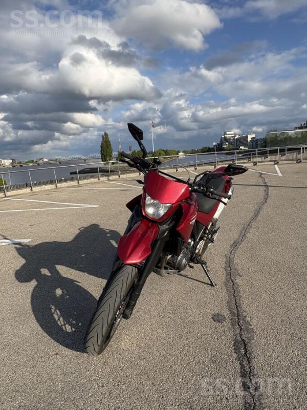 Yamaha Xt 660X 2013 in Riga, with an engine capacity of 0.66 L and mileage of 0 thousand km for 4500 €, photo 2 on AUTOMOTO.COM.LV