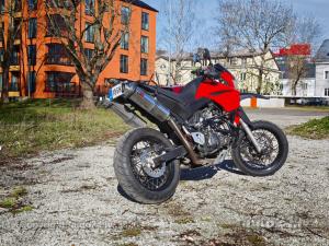 Sarkans Yamaha Xt 660X 2005 Tallina, ar dzinēja tilpumu 0.66 L un nobraukumu 48 tūkst. km par 3900 €, foto 4 vietnē AUTOMOTO.COM.LV