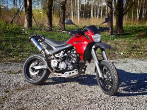 Sarkans Yamaha Xt 660X 2005 Tallina, ar dzinēja tilpumu 0.66 L un nobraukumu 48 tūkst. km par 3900 €, foto 5 vietnē AUTOMOTO.COM.LV