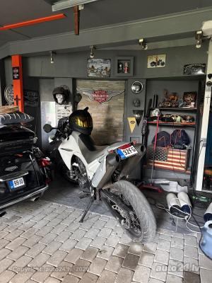 White Yamaha Xt 660X 2004 in Narva, with an engine capacity of 0.66 L and mileage of 45 thousand km for 3199 €, photo 4 on AUTOMOTO.COM.LV
