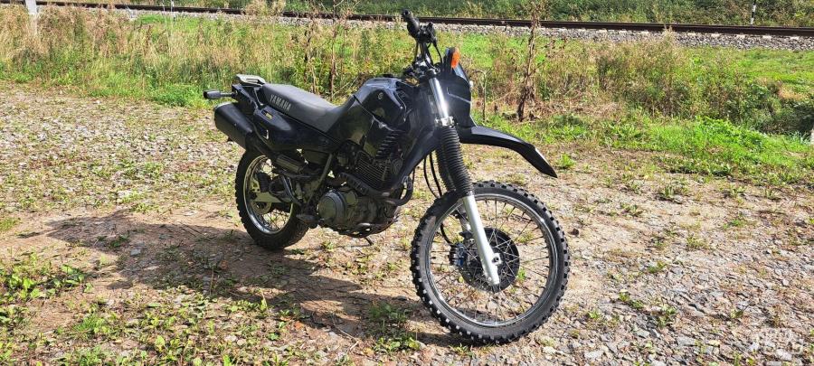 Черный Ямаха XT 1991 в Клайпеда, объемом двигателя 0.60 л и пробегом 66 тыс. км за 2000 €, фото 4 на AUTOMOTO.COM.LV