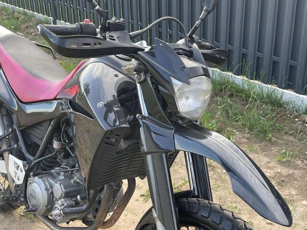 Melns Yamaha XT 2004 Viļņa, ar dzinēja tilpumu 0.66 L un nobraukumu 39 tūkst. km par 2700 €, foto 10 vietnē AUTOMOTO.COM.LV