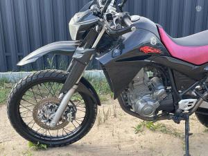 Black Yamaha XT 2004 in Vilnius, with an engine capacity of 0.66 L and mileage of 39 thousand km for 2700 €, photo 5 on AUTOMOTO.COM.LV