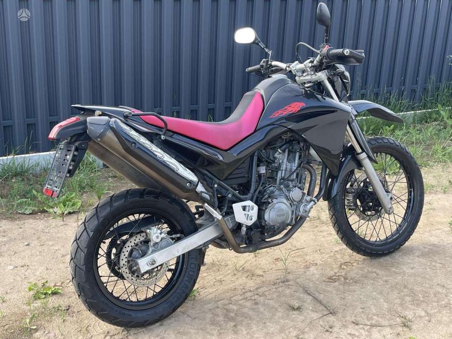 Black Yamaha XT 2004 in Vilnius, with an engine capacity of 0.66 L and mileage of 39 thousand km for 2700 €, photo 8 on AUTOMOTO.COM.LV