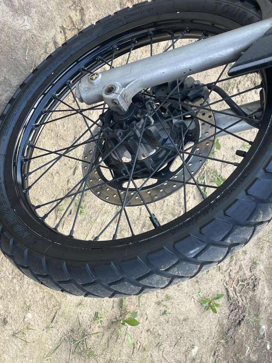 Black Yamaha XT 2004 in Vilnius, with an engine capacity of 0.66 L and mileage of 39 thousand km for 2700 €, photo 15 on AUTOMOTO.COM.LV