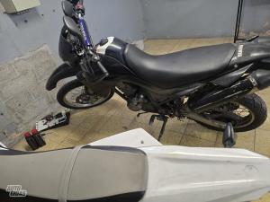 Black Yamaha XT 2005 in Marijampole, with an engine capacity of 0.00 L and mileage of 0 thousand km for 2500 €, photo 4 on AUTOMOTO.COM.LV