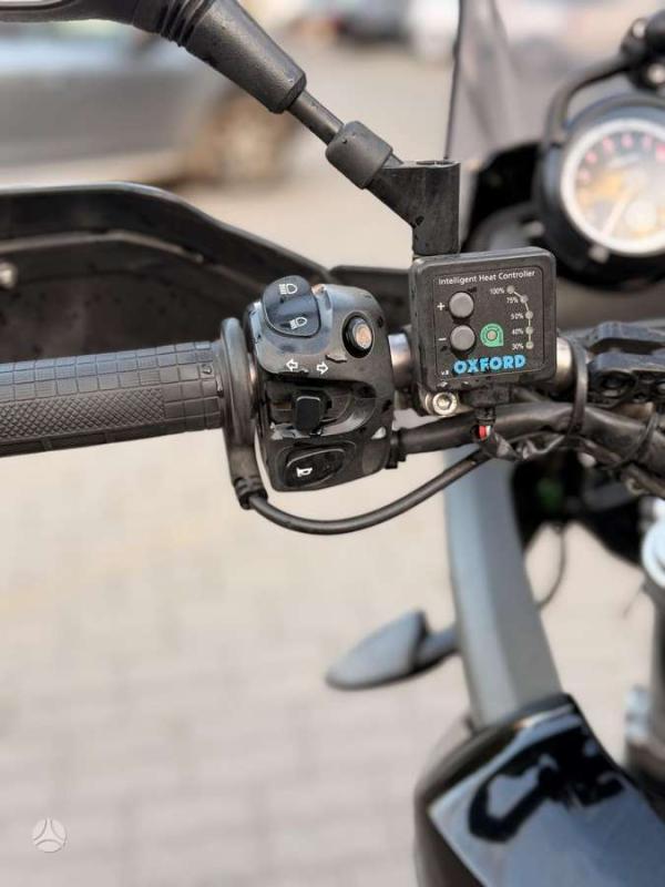 Melns Yamaha XT 2008 Viļņa, ar dzinēja tilpumu 0.66 L un nobraukumu 63 tūkst. km par 4300 €, foto 5 vietnē AUTOMOTO.COM.LV