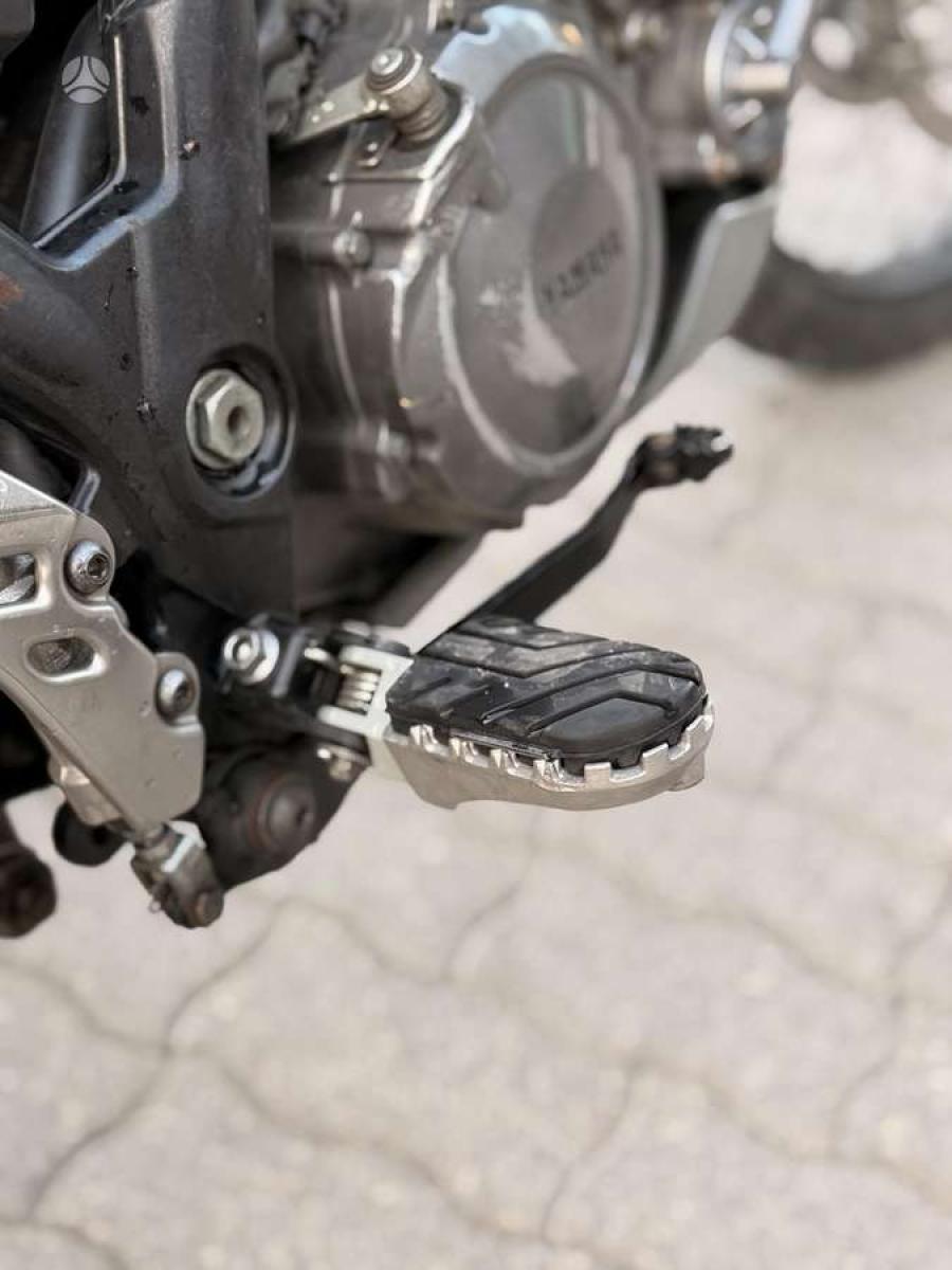Melns Yamaha XT 2008 Viļņa, ar dzinēja tilpumu 0.66 L un nobraukumu 63 tūkst. km par 4300 €, foto 7 vietnē AUTOMOTO.COM.LV