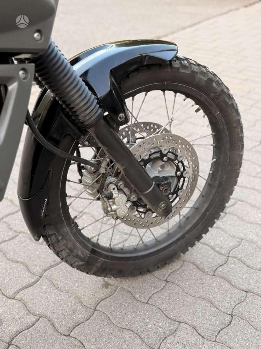 Melns Yamaha XT 2008 Viļņa, ar dzinēja tilpumu 0.66 L un nobraukumu 63 tūkst. km par 4300 €, foto 9 vietnē AUTOMOTO.COM.LV