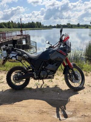 Melns Yamaha XT 2009 Mažeikiai, ar dzinēja tilpumu 0.66 L un nobraukumu 32 tūkst. km par 3900 €, foto  vietnē AUTOMOTO.COM.LV