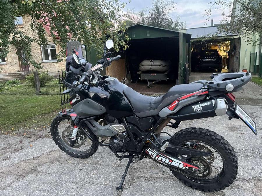 Черный Ямаха XT 2010 в Укмерге, объемом двигателя 0.66 л и пробегом 100 тыс. км за 3800 €, фото 4 на AUTOMOTO.COM.LV