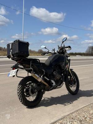 Черный Ямаха XT 2021 в Каунас, объемом двигателя 0.70 л и пробегом 30 тыс. км за 7800 €, фото 9 на AUTOMOTO.COM.LV