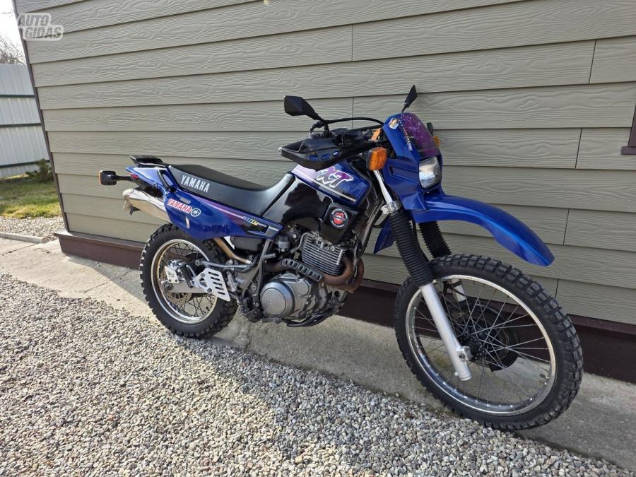 Zils Yamaha XT 1996 Pasvalys, ar dzinēja tilpumu 0.60 L un nobraukumu 1 tūkst. km par 1599 €, foto 3 vietnē AUTOMOTO.COM.LV