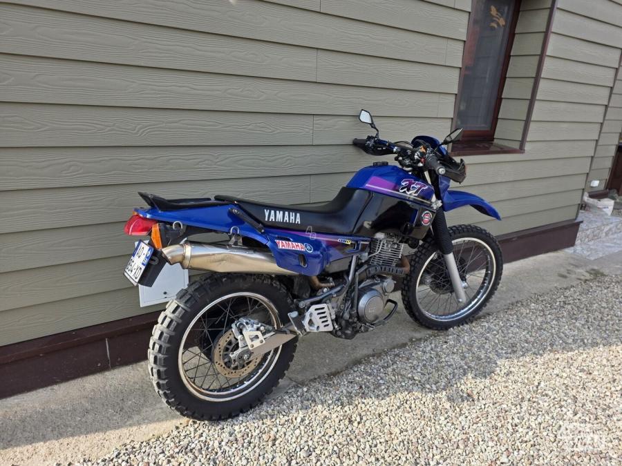 Zils Yamaha XT 1996 Pasvalys, ar dzinēja tilpumu 0.60 L un nobraukumu 1 tūkst. km par 1599 €, foto 4 vietnē AUTOMOTO.COM.LV
