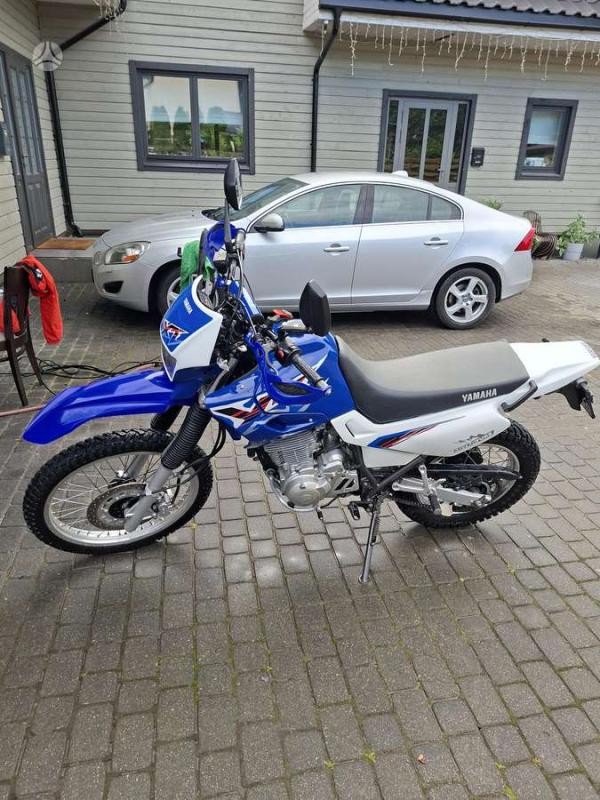 Blue Yamaha XT 1999 in Vilnius, with an engine capacity of 0.60 L and mileage of 18 thousand km for 2300 €, photo 5 on AUTOMOTO.COM.LV