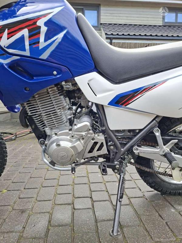 Blue Yamaha XT 1999 in Vilnius, with an engine capacity of 0.60 L and mileage of 18 thousand km for 2300 €, photo 10 on AUTOMOTO.COM.LV