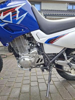Blue Yamaha XT 1999 in Vilnius, with an engine capacity of 0.60 L and mileage of 18 thousand km for 2300 €, photo 10 on AUTOMOTO.COM.LV