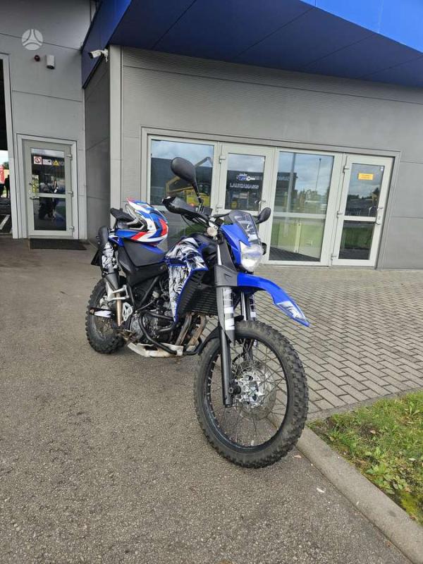 Blue Yamaha XT 2014 in Mazeikiai, with an engine capacity of 0.66 L and mileage of 75 thousand km for 3800 €, photo 1 on AUTOMOTO.COM.LV