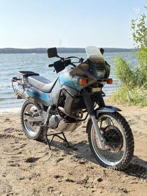 Серый Ямаха XT 1992 в Клайпеда, объемом двигателя 0.66 л и пробегом 69 тыс. км за 2200 €, фото  на AUTOMOTO.COM.LV