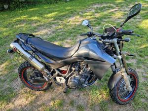 Pelēks Yamaha XT 2005 Viļņa, ar dzinēja tilpumu 0.00 L un nobraukumu 22 tūkst. km par 3100 €, foto 4 vietnē AUTOMOTO.COM.LV