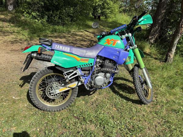 Yamaha XT 1989 Viļņa, ar dzinēja tilpumu 0.60 L un nobraukumu 38 tūkst. km par 2500 €, foto 2 vietnē AUTOMOTO.COM.LV