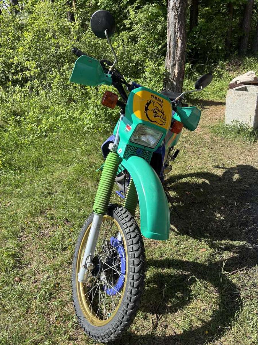 Yamaha XT 1989 Viļņa, ar dzinēja tilpumu 0.60 L un nobraukumu 38 tūkst. km par 2500 €, foto 4 vietnē AUTOMOTO.COM.LV