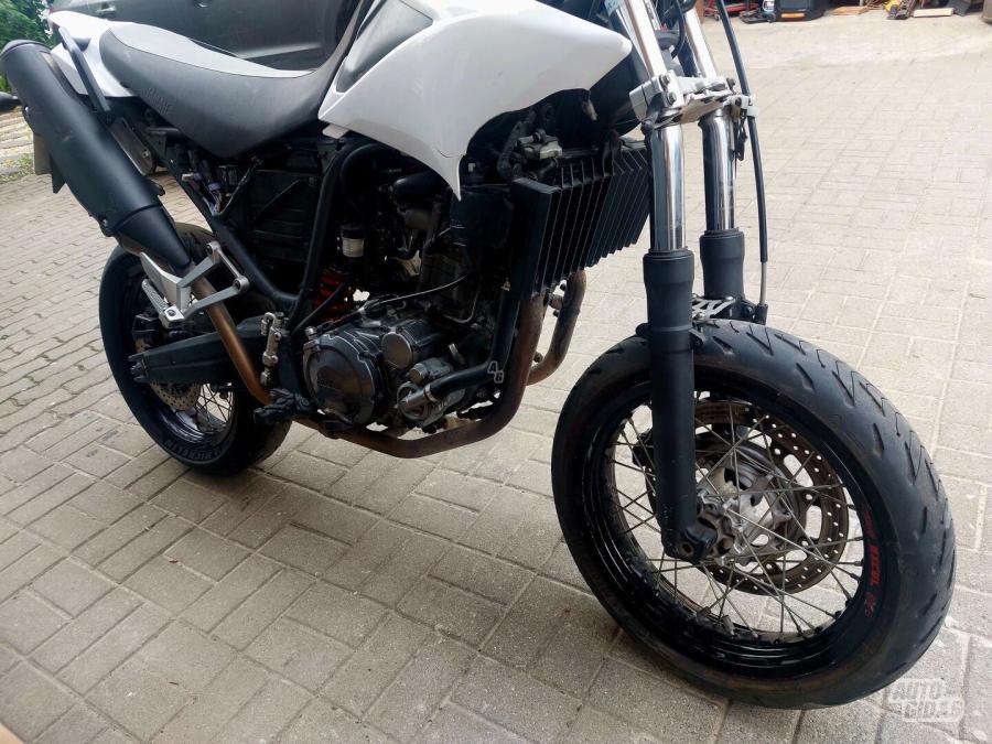 Ямаха XT 2011 в Вильнюс, объемом двигателя 0.00 л и пробегом 0 тыс. км за 2250 €, фото 5 на AUTOMOTO.COM.LV