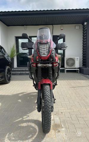 Red Yamaha XT 2009 in Vilnius, with an engine capacity of 0.66 L and mileage of 82 thousand km for 4100 €, photo 3 on AUTOMOTO.COM.LV