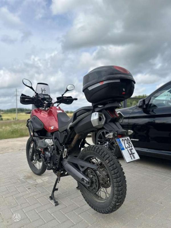 Sarkans Yamaha XT 2009 Viļņa, ar dzinēja tilpumu 0.66 L un nobraukumu 82 tūkst. km par 4100 €, foto 3 vietnē AUTOMOTO.COM.LV