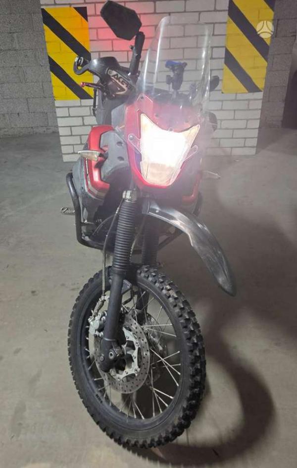 Red Yamaha XT 2011 in Vilnius, with an engine capacity of 0.66 L and mileage of 30 thousand km for 5000 €, photo 4 on AUTOMOTO.COM.LV