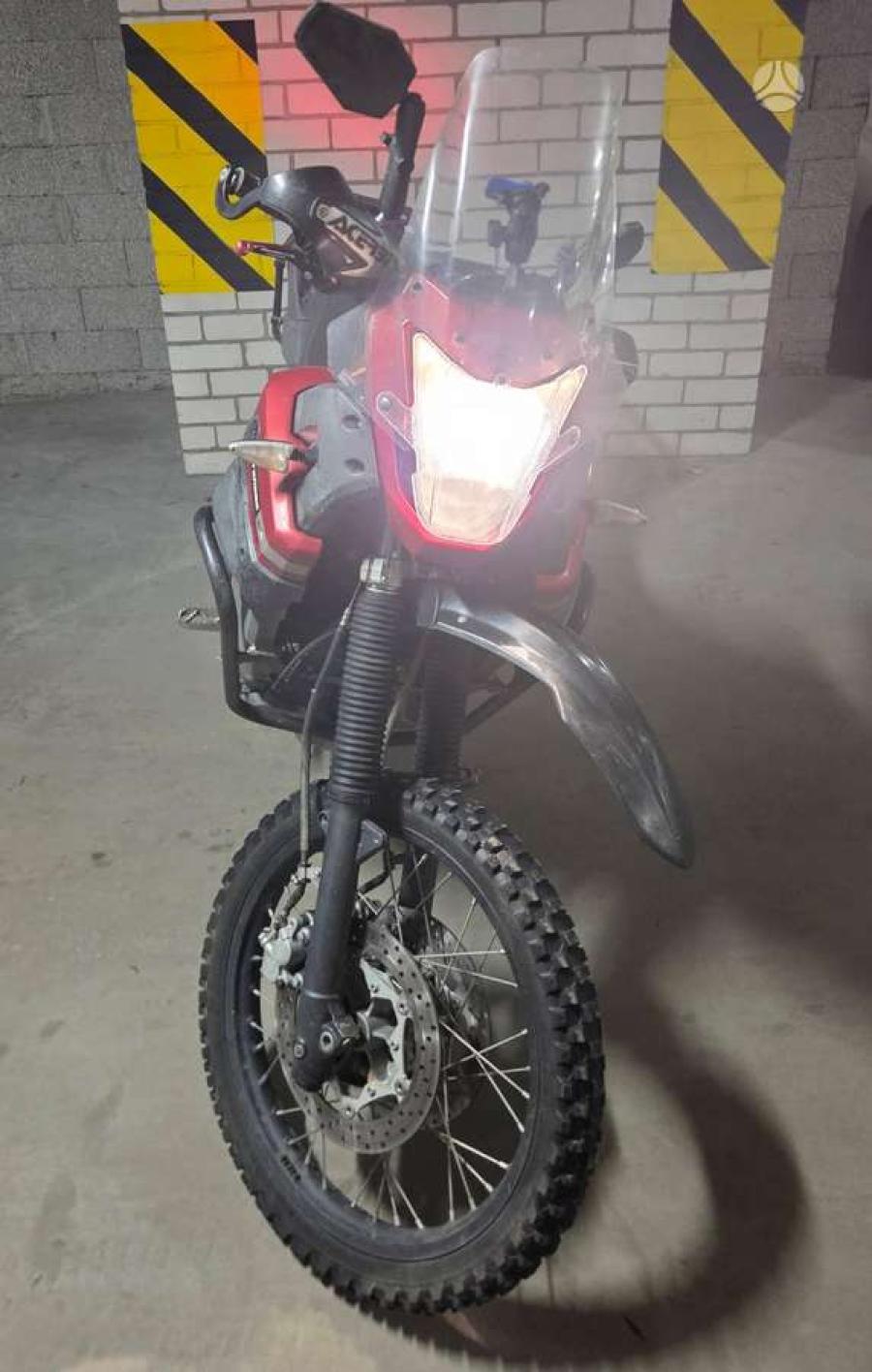 Red Yamaha XT 2011 in Vilnius, with an engine capacity of 0.66 L and mileage of 30 thousand km for 5000 €, photo 4 on AUTOMOTO.COM.LV
