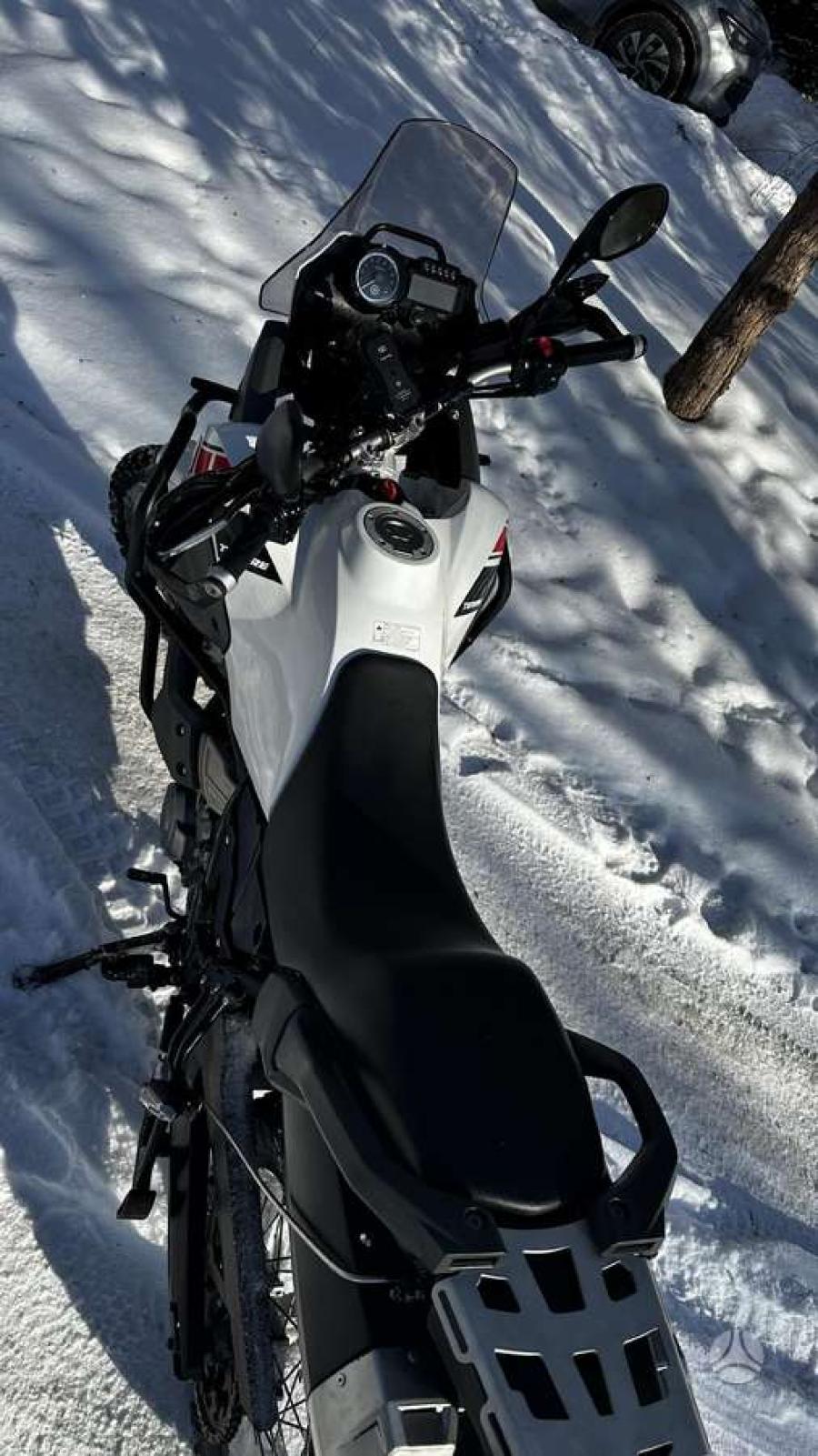 White Yamaha XT 2008 in Kaunas, with an engine capacity of 0.66 L and mileage of 86 thousand km for 4600 €, photo 3 on AUTOMOTO.COM.LV