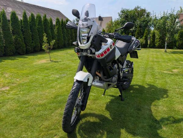 Balts Yamaha XT 2008 Panevēža, ar dzinēja tilpumu 0.66 L un nobraukumu 75 tūkst. km par 4800 €, foto 2 vietnē AUTOMOTO.COM.LV