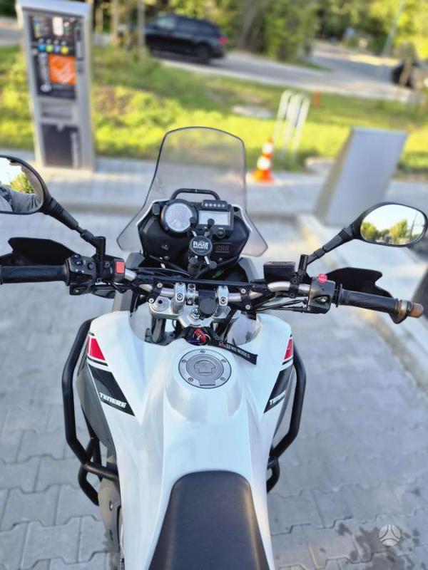 White Yamaha XT 2008 in Vilnius, with an engine capacity of 0.66 L and mileage of 55 thousand km for 4400 €, photo 8 on AUTOMOTO.COM.LV