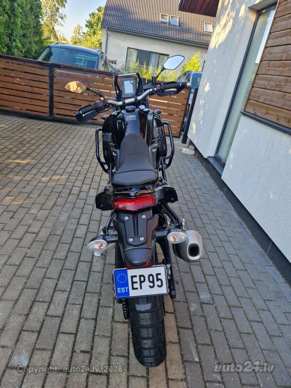 Black Yamaha XTZ 700 Tenere 2022 in Parnu, with an engine capacity of 0.69 L and mileage of 10 thousand km for 8500 €, photo 8 on AUTOMOTO.COM.LV