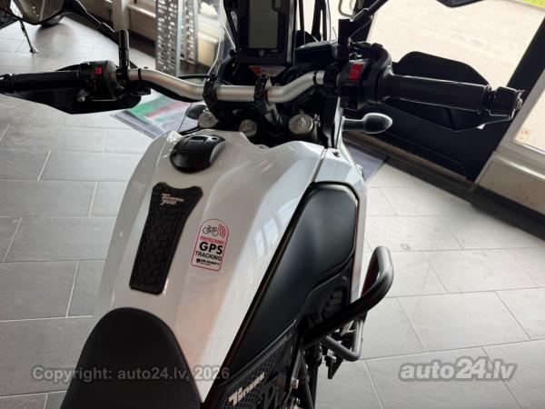 White Yamaha XTZ 700 Tenere 2020 in Tallinn, with an engine capacity of 0.69 L and mileage of 16 thousand km for 8490 €, photo 5 on AUTOMOTO.COM.LV