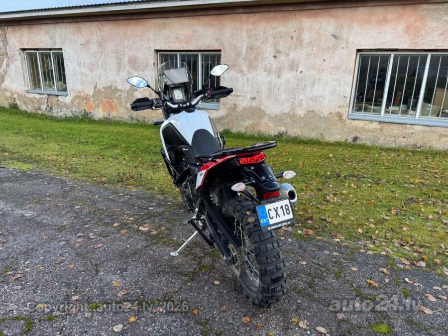 Balts Yamaha XTZ 700 Tenere 2021 Tapa, ar dzinēja tilpumu 0.00 L un nobraukumu 16 tūkst. km par 8000 €, foto 4 vietnē AUTOMOTO.COM.LV