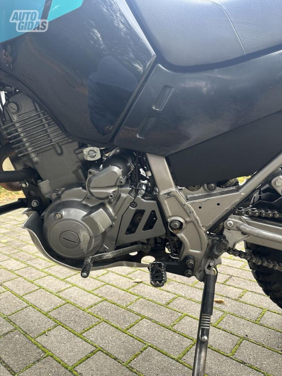 Melns Yamaha XTZ 1993 Kauņa, ar dzinēja tilpumu 0.00 L un nobraukumu 26 tūkst. km par 2300 €, foto 7 vietnē AUTOMOTO.COM.LV