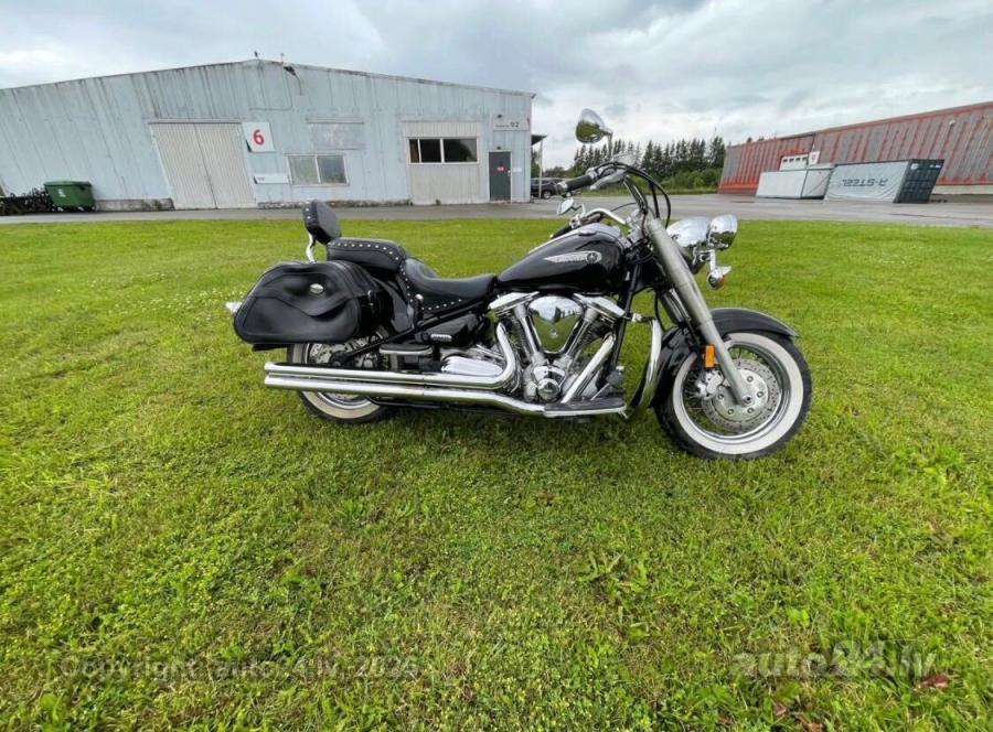 Черный Ямаха XV 1600 2001 в Таллин, объемом двигателя 1.60 л и пробегом 32 тыс. км за 5000 €, фото 1 на AUTOMOTO.COM.LV
